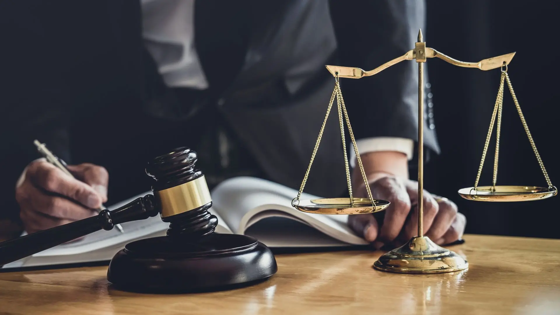 Motion to Dismiss Illinois: Key Grounds and Procedures Explained